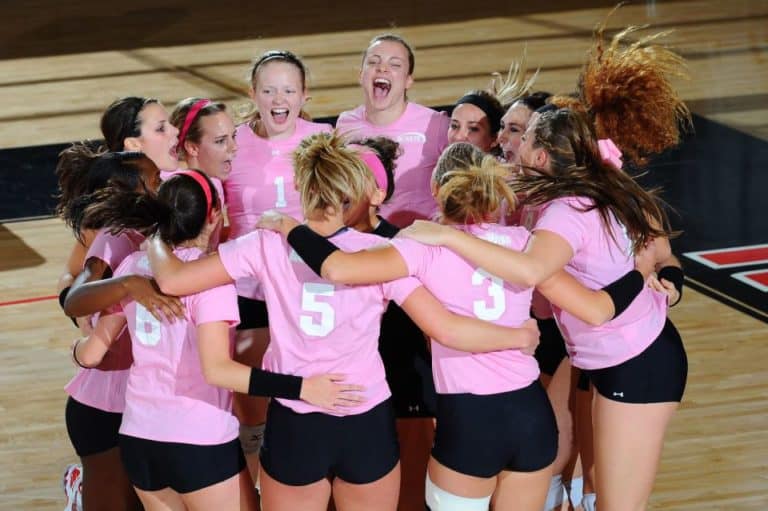 6 Powerful Organizations Fighting Breast Cancer That We All Should Know About Charity Charge 6-powerful-organizations-fighting-breast-cancer-that-we-all-should-know-about-charity-charge